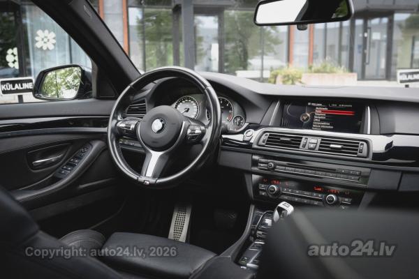 Grey BMW 5 Series 2017 in Tartu, with an engine capacity of 2.00 L and mileage of 207 thousand km for 13850 €, photo 10 on AUTOMOTO.COM.LV