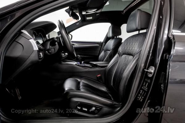 Pelēks BMW 5 Series 2017 Pērnava, ar dzinēja tilpumu 3.00 L un nobraukumu 210 tūkst. km par 20790 €, foto 11 vietnē AUTOMOTO.COM.LV