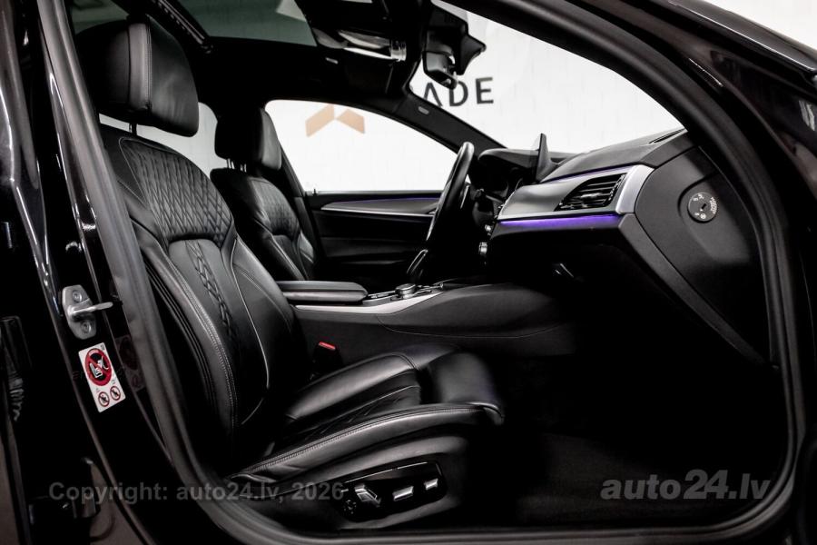 Pelēks BMW 5 Series 2017 Pērnava, ar dzinēja tilpumu 3.00 L un nobraukumu 210 tūkst. km par 20790 €, foto 13 vietnē AUTOMOTO.COM.LV