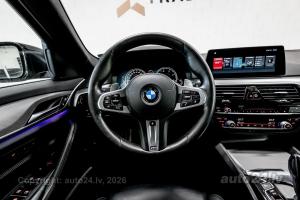 Pelēks BMW 5 Series 2017 Pērnava, ar dzinēja tilpumu 3.00 L un nobraukumu 210 tūkst. km par 20790 €, foto 17 vietnē AUTOMOTO.COM.LV