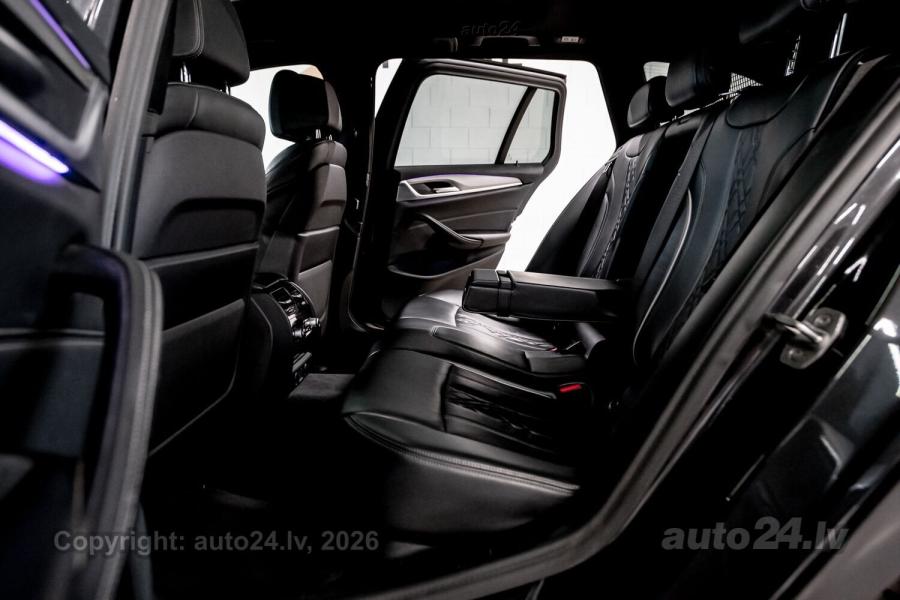 Pelēks BMW 5 Series 2017 Pērnava, ar dzinēja tilpumu 3.00 L un nobraukumu 210 tūkst. km par 20790 €, foto 18 vietnē AUTOMOTO.COM.LV