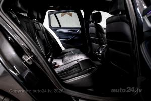 Pelēks BMW 5 Series 2017 Pērnava, ar dzinēja tilpumu 3.00 L un nobraukumu 210 tūkst. km par 20790 €, foto 19 vietnē AUTOMOTO.COM.LV
