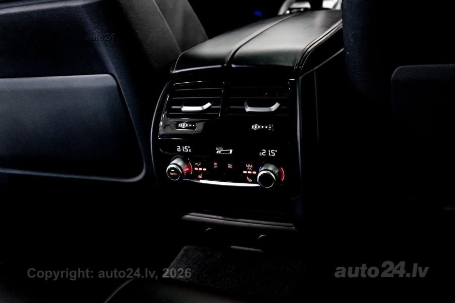 Pelēks BMW 5 Series 2017 Pērnava, ar dzinēja tilpumu 3.00 L un nobraukumu 210 tūkst. km par 20790 €, foto 21 vietnē AUTOMOTO.COM.LV