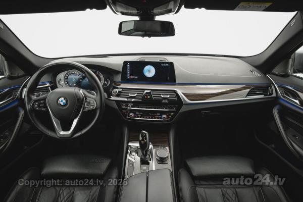 Grey BMW 5 Series 2018 in Tartu, with an engine capacity of 2.00 L and mileage of 259 thousand km for 18700 €, photo 9 on AUTOMOTO.COM.LV