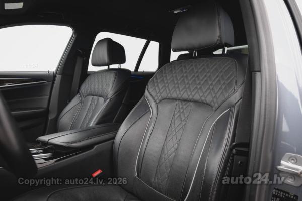 Grey BMW 5 Series 2018 in Tartu, with an engine capacity of 2.00 L and mileage of 259 thousand km for 18700 €, photo 11 on AUTOMOTO.COM.LV