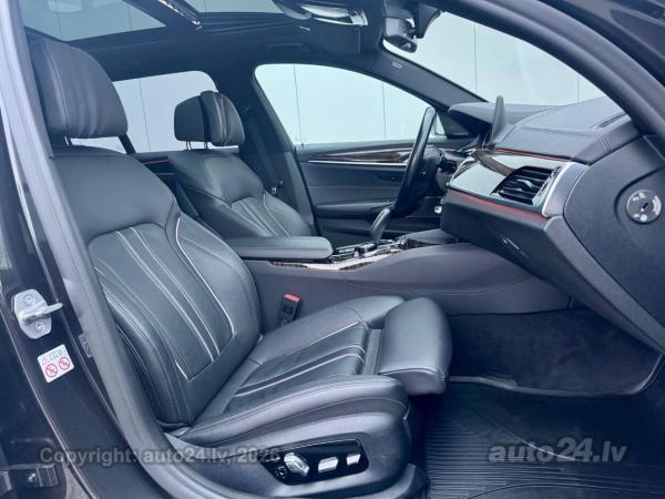 Grey BMW 5 Series 2018 in Tartu, with an engine capacity of 3.00 L and mileage of 176 thousand km for 22700 €, photo 11 on AUTOMOTO.COM.LV