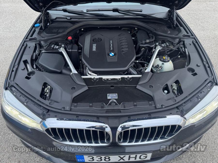 Grey BMW 5 Series 2018 in Tartu, with an engine capacity of 3.00 L and mileage of 176 thousand km for 22700 €, photo 30 on AUTOMOTO.COM.LV