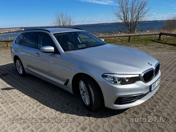 Grey BMW 5 Series 2018 in Tallinn, with an engine capacity of 2.00 L and mileage of 178 thousand km for 19300 €, photo 1 on AUTOMOTO.COM.LV