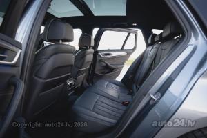 Pelēks BMW 5 Series 2018 Tartu, ar dzinēja tilpumu 3.00 L un nobraukumu 200 tūkst. km par 24890 €, foto 10 vietnē AUTOMOTO.COM.LV