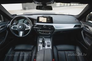 Pelēks BMW 5 Series 2018 Tartu, ar dzinēja tilpumu 3.00 L un nobraukumu 200 tūkst. km par 24890 €, foto 12 vietnē AUTOMOTO.COM.LV