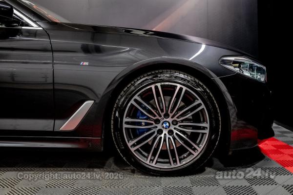 Pelēks BMW 5 Series 2018 Pērnava, ar dzinēja tilpumu 3.00 L un nobraukumu 209 tūkst. km par 19999 €, foto 10 vietnē AUTOMOTO.COM.LV