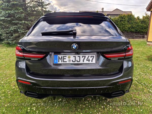 Pelēks BMW 5 Series 2018 Tallina, ar dzinēja tilpumu 3.00 L un nobraukumu 209 tūkst. km par 26499 €, foto 4 vietnē AUTOMOTO.COM.LV