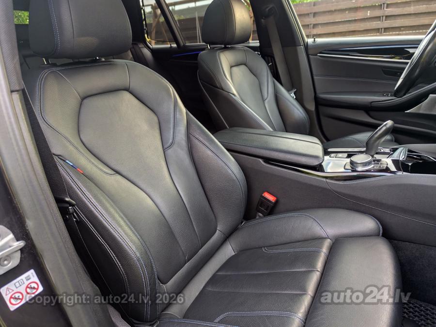Grey BMW 5 Series 2018 in Tallinn, with an engine capacity of 3.00 L and mileage of 209 thousand km for 26499 €, photo 13 on AUTOMOTO.COM.LV