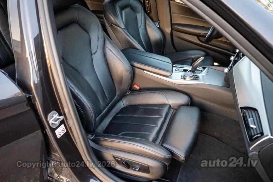 Pelēks BMW 5 Series 2018 Pērnava, ar dzinēja tilpumu 2.00 L un nobraukumu 166 tūkst. km par 24900 €, foto 8 vietnē AUTOMOTO.COM.LV