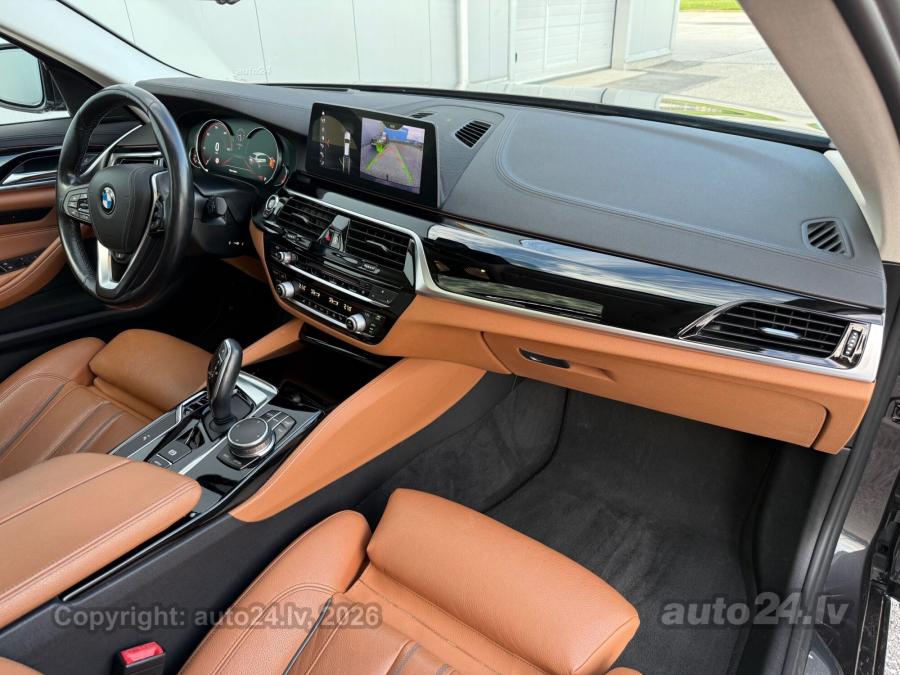 Серый БМВ 5 Серия 2018 в Тарту, объемом двигателя 3.00 л и пробегом 225 тыс. км за 21200 €, фото 19 на AUTOMOTO.COM.LV