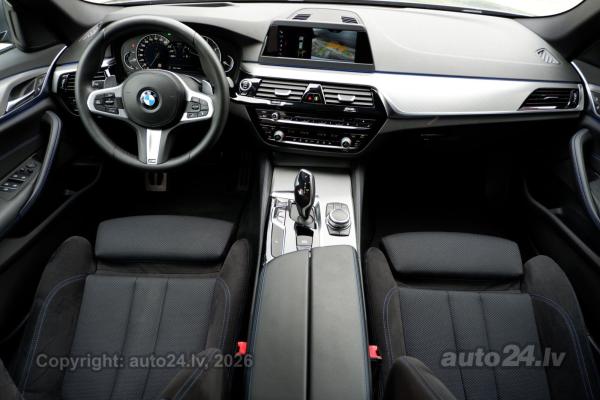 Grey BMW 5 Series 2018 in Haapsalu, with an engine capacity of 3.00 L and mileage of 128 thousand km for 26490 €, photo 10 on AUTOMOTO.COM.LV