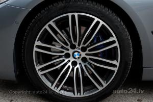 Pelēks BMW 5 Series 2018 Hāpsalu, ar dzinēja tilpumu 3.00 L un nobraukumu 128 tūkst. km par 26490 €, foto 13 vietnē AUTOMOTO.COM.LV