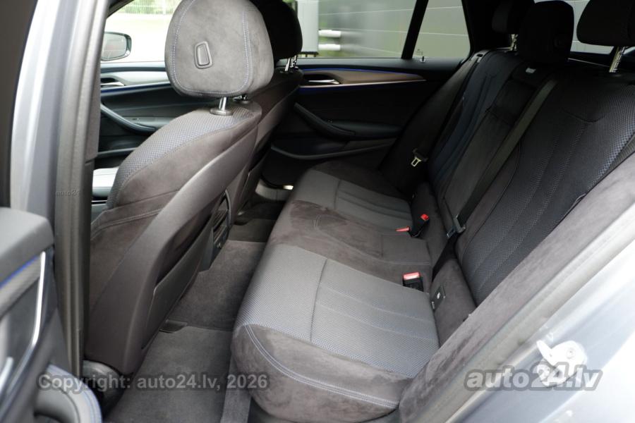 Pelēks BMW 5 Series 2018 Hāpsalu, ar dzinēja tilpumu 3.00 L un nobraukumu 128 tūkst. km par 26490 €, foto 14 vietnē AUTOMOTO.COM.LV