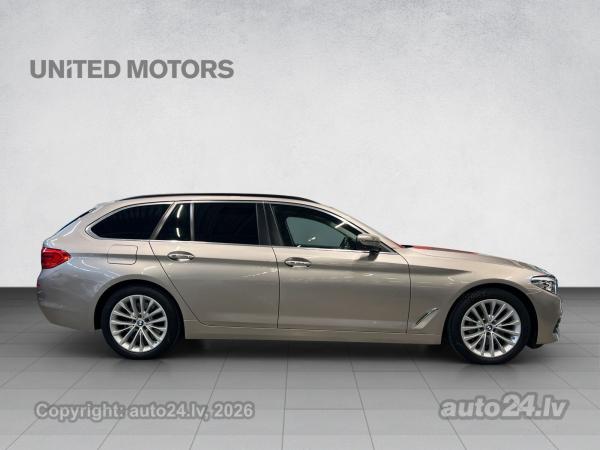 Grey BMW 5 Series 2018 in Tallinn, with an engine capacity of 3.00 L and mileage of 167 thousand km for 23800 €, photo 7 on AUTOMOTO.COM.LV