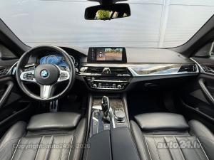 Grey BMW 5 Series 2018 in Tartu, with an engine capacity of 3.00 L and mileage of 169 thousand km for 21999 €, photo 18 on AUTOMOTO.COM.LV