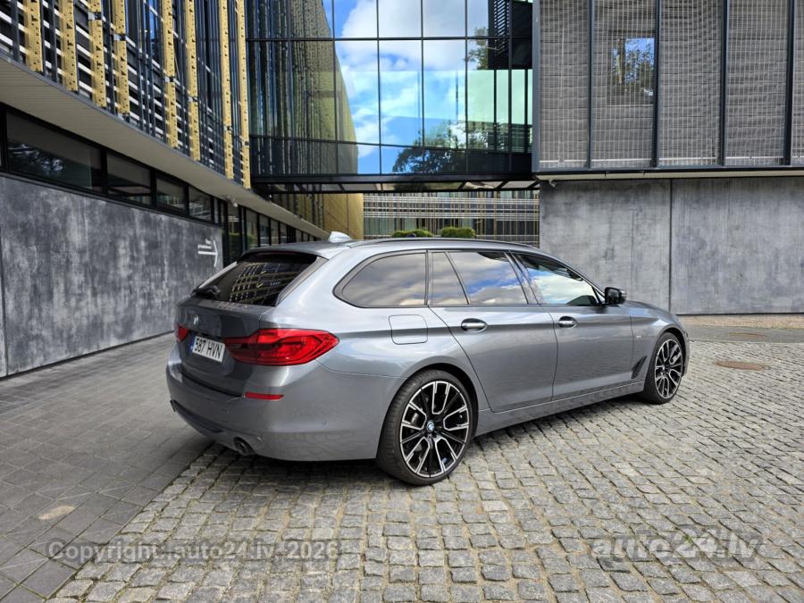 Pelēks BMW 5 Series 2018 Tartu, ar dzinēja tilpumu 2.00 L un nobraukumu 267 tūkst. km par 18950 €, foto 5 vietnē AUTOMOTO.COM.LV