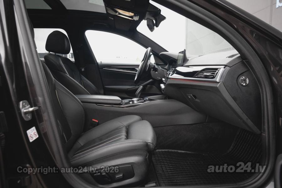 Pelēks BMW 5 Series 2019 Tartu, ar dzinēja tilpumu 2.00 L un nobraukumu 133 tūkst. km par 27900 €, foto 17 vietnē AUTOMOTO.COM.LV