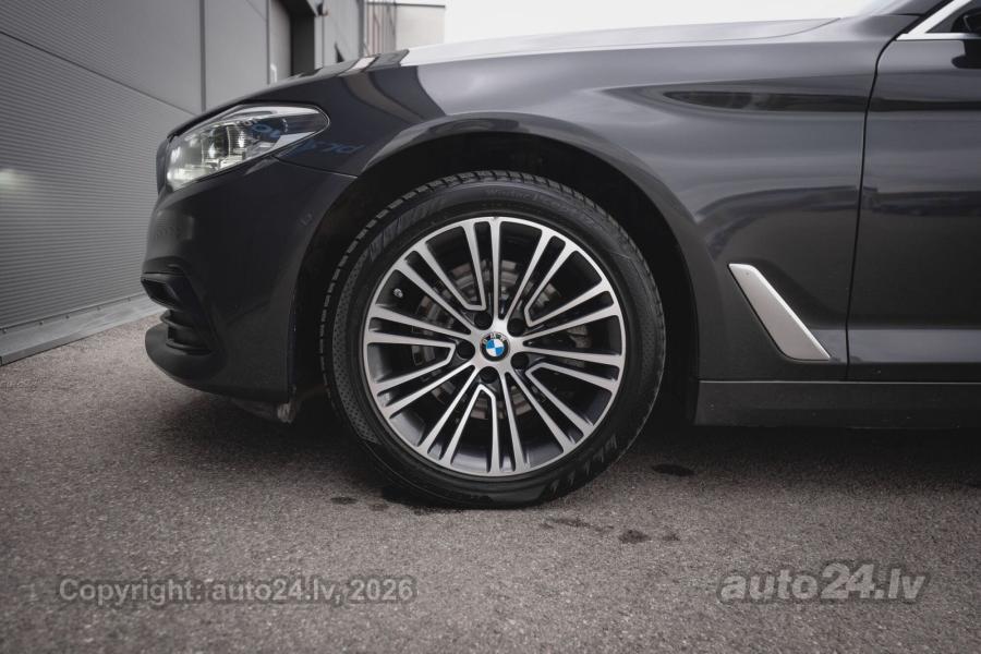 Pelēks BMW 5 Series 2019 Tartu, ar dzinēja tilpumu 2.00 L un nobraukumu 133 tūkst. km par 27900 €, foto 27 vietnē AUTOMOTO.COM.LV