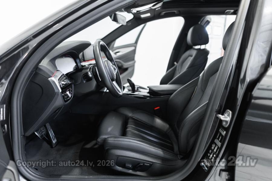 Pelēks BMW 5 Series 2019 Tallina, ar dzinēja tilpumu 2.00 L un nobraukumu 135 tūkst. km par 26990 €, foto 14 vietnē AUTOMOTO.COM.LV