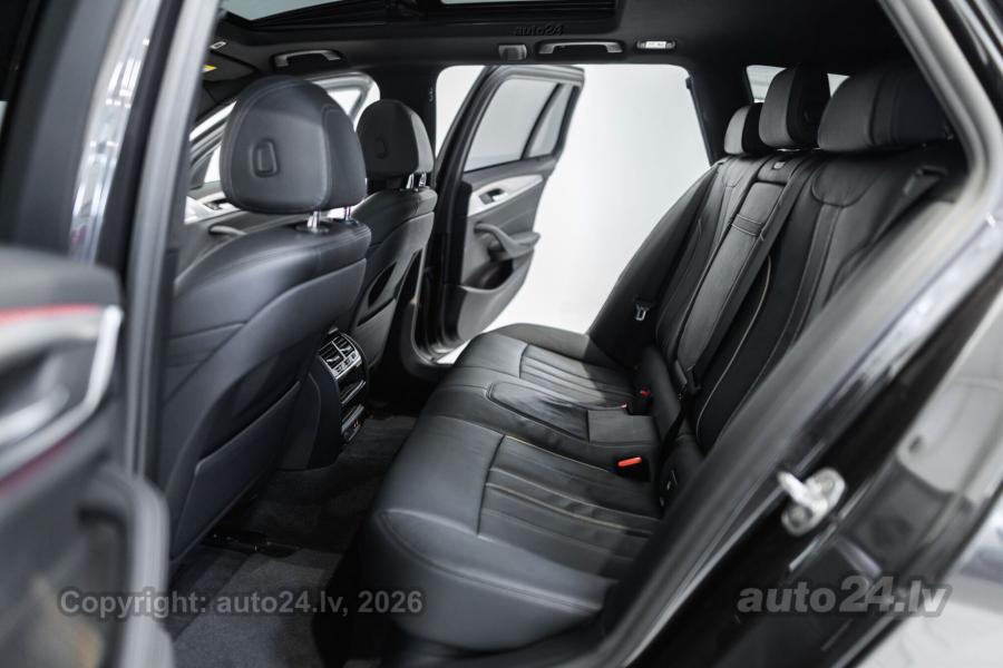 Pelēks BMW 5 Series 2019 Tallina, ar dzinēja tilpumu 2.00 L un nobraukumu 135 tūkst. km par 26990 €, foto 20 vietnē AUTOMOTO.COM.LV