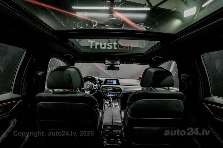 Pelēks BMW 5 Series 2019 Pērnava, ar dzinēja tilpumu 2.00 L un nobraukumu 297 tūkst. km par 16500 €, foto 22 vietnē AUTOMOTO.COM.LV