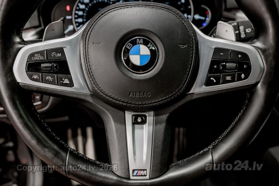 Pelēks BMW 5 Series 2019 Pērnava, ar dzinēja tilpumu 2.00 L un nobraukumu 297 tūkst. km par 16500 €, foto 27 vietnē AUTOMOTO.COM.LV