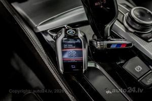 Pelēks BMW 5 Series 2019 Pērnava, ar dzinēja tilpumu 2.00 L un nobraukumu 297 tūkst. km par 16500 €, foto 31 vietnē AUTOMOTO.COM.LV