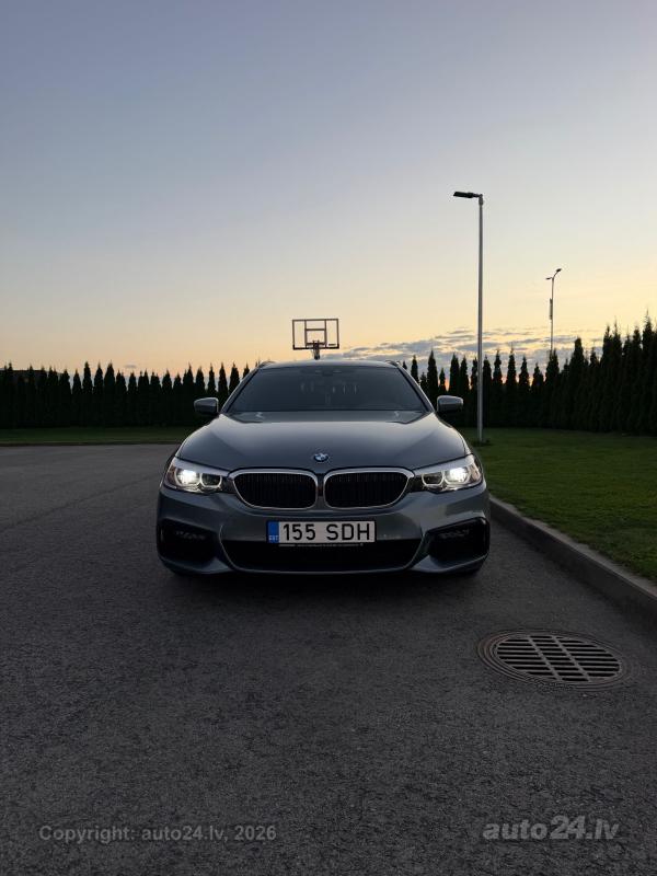 Grey BMW 5 Series 2019 in Tallinn, with an engine capacity of 3.00 L and mileage of 137 thousand km for 28900 €, photo 3 on AUTOMOTO.COM.LV