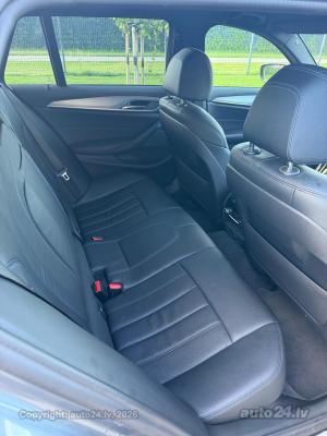 Pelēks BMW 5 Series 2019 Tallina, ar dzinēja tilpumu 3.00 L un nobraukumu 137 tūkst. km par 28900 €, foto 9 vietnē AUTOMOTO.COM.LV