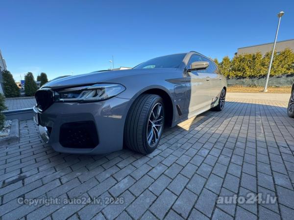Pelēks BMW 5 Series 2020 Tallina, ar dzinēja tilpumu 2.00 L un nobraukumu 112 tūkst. km par 33900 €, foto 2 vietnē AUTOMOTO.COM.LV