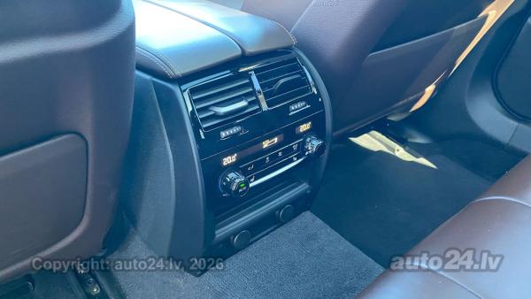 Grey BMW 5 Series 2020 in Tartu, with an engine capacity of 0.00 L and mileage of 127 thousand km for 29900 €, photo 10 on AUTOMOTO.COM.LV