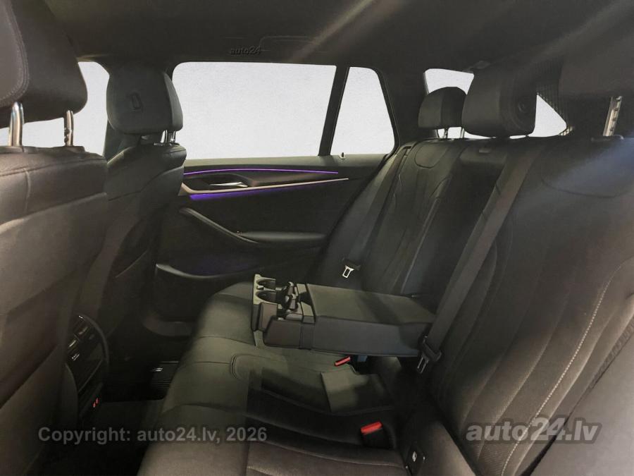 Pelēks BMW 5 Series 2020 Tallina, ar dzinēja tilpumu 2.00 L un nobraukumu 77 tūkst. km par 31900 €, foto 14 vietnē AUTOMOTO.COM.LV