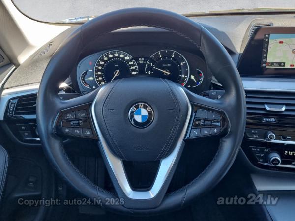 Pelēks BMW 5 Series 2020 Jehvi, ar dzinēja tilpumu 2.00 L un nobraukumu 178 tūkst. km par 18900 €, foto 7 vietnē AUTOMOTO.COM.LV
