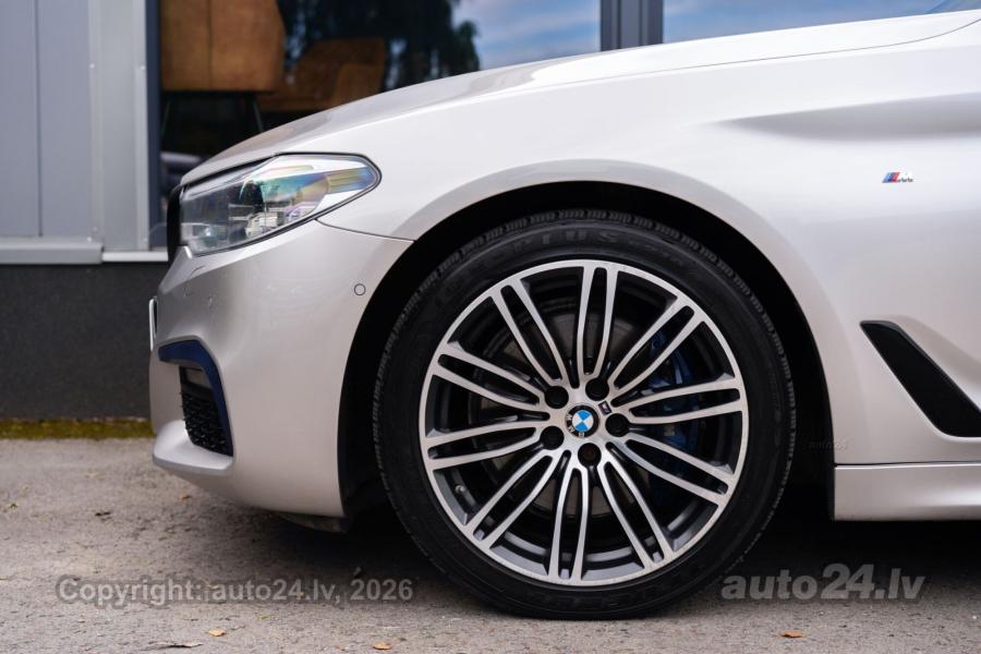 Pelēks BMW 5 Series 2020 Tallina, ar dzinēja tilpumu 3.00 L un nobraukumu 193 tūkst. km par 27900 €, foto 8 vietnē AUTOMOTO.COM.LV