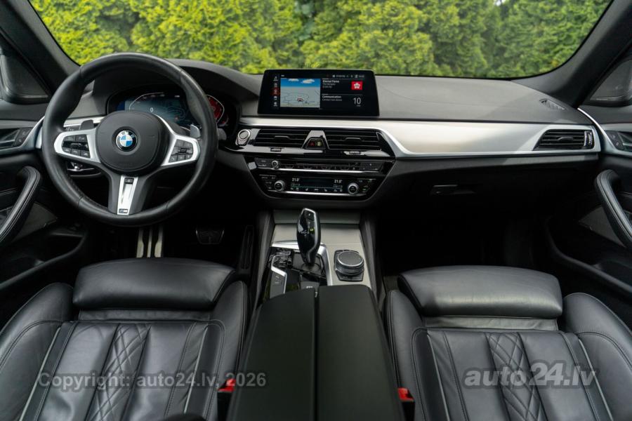 Pelēks BMW 5 Series 2020 Tallina, ar dzinēja tilpumu 3.00 L un nobraukumu 193 tūkst. km par 27900 €, foto 10 vietnē AUTOMOTO.COM.LV