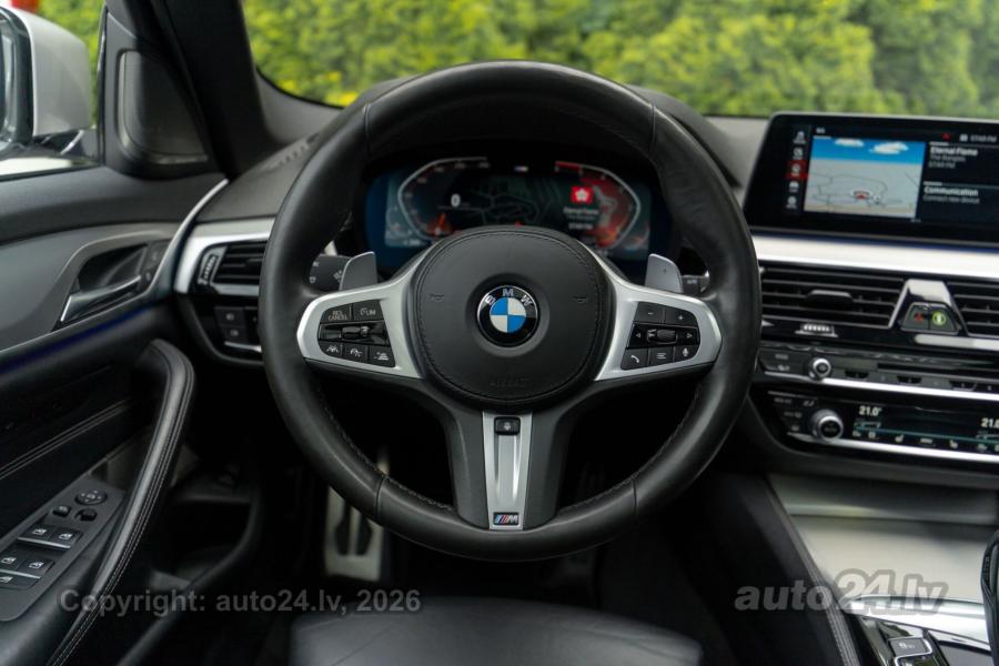 Pelēks BMW 5 Series 2020 Tallina, ar dzinēja tilpumu 3.00 L un nobraukumu 193 tūkst. km par 27900 €, foto 11 vietnē AUTOMOTO.COM.LV