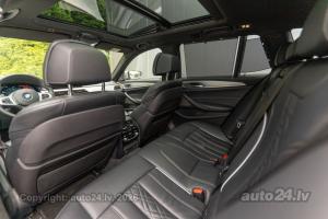 Pelēks BMW 5 Series 2020 Tallina, ar dzinēja tilpumu 3.00 L un nobraukumu 193 tūkst. km par 27900 €, foto 13 vietnē AUTOMOTO.COM.LV