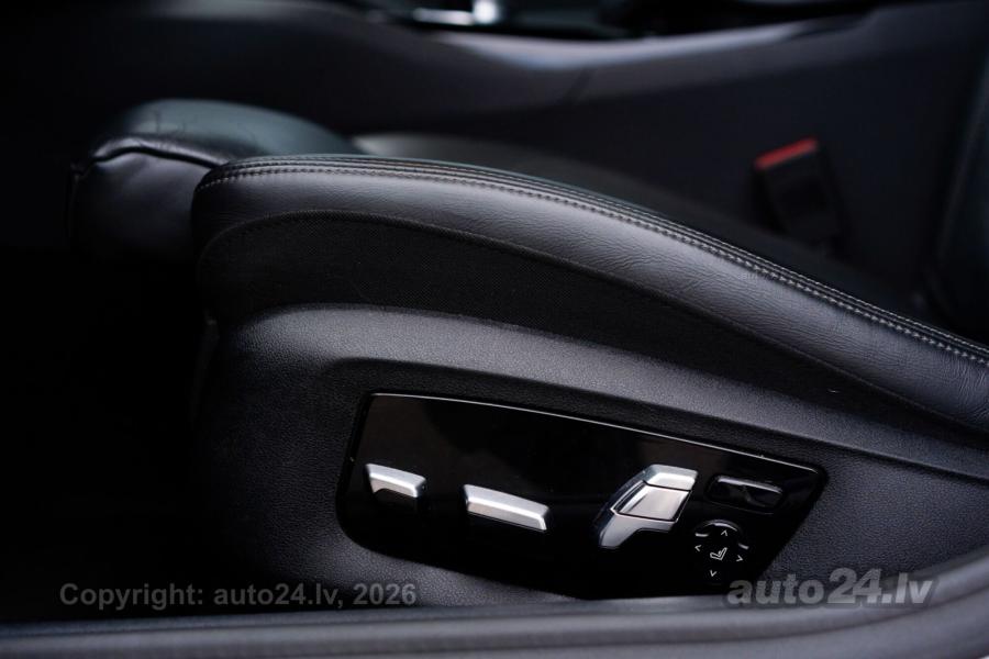 Pelēks BMW 5 Series 2020 Tallina, ar dzinēja tilpumu 3.00 L un nobraukumu 193 tūkst. km par 27900 €, foto 14 vietnē AUTOMOTO.COM.LV