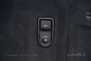 Pelēks BMW 5 Series 2020 Tallina, ar dzinēja tilpumu 3.00 L un nobraukumu 193 tūkst. km par 27900 €, foto 27 vietnē AUTOMOTO.COM.LV