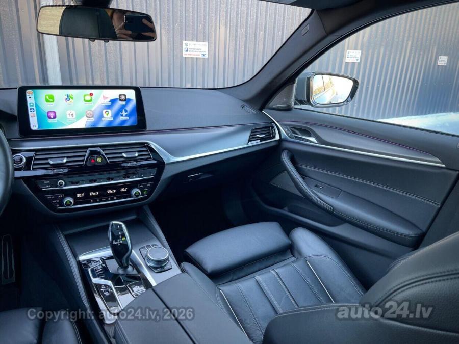 Pelēks BMW 5 Series 2021 Tallina, ar dzinēja tilpumu 3.00 L un nobraukumu 210 tūkst. km par 28890 €, foto 12 vietnē AUTOMOTO.COM.LV