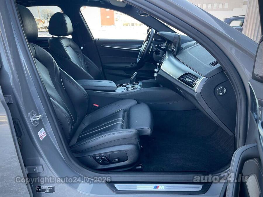 Pelēks BMW 5 Series 2021 Tallina, ar dzinēja tilpumu 3.00 L un nobraukumu 210 tūkst. km par 28890 €, foto 15 vietnē AUTOMOTO.COM.LV