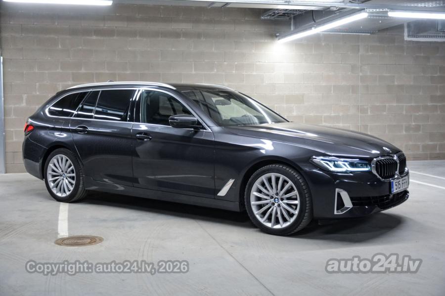 Pelēks BMW 5 Series 2021 Tallina, ar dzinēja tilpumu 3.00 L un nobraukumu 165 tūkst. km par 32390 €, foto 6 vietnē AUTOMOTO.COM.LV