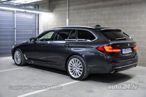 Pelēks BMW 5 Series 2021 Tallina, ar dzinēja tilpumu 3.00 L un nobraukumu 165 tūkst. km par 32390 €, foto 7 vietnē AUTOMOTO.COM.LV