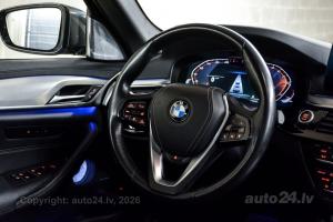 Pelēks BMW 5 Series 2021 Tallina, ar dzinēja tilpumu 3.00 L un nobraukumu 165 tūkst. km par 32390 €, foto 13 vietnē AUTOMOTO.COM.LV