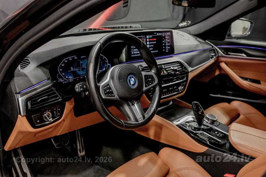 Grey BMW 5 Series 2021 in Parnu, with an engine capacity of 2.00 L and mileage of 169 thousand km for 25500 €, photo 14 on AUTOMOTO.COM.LV